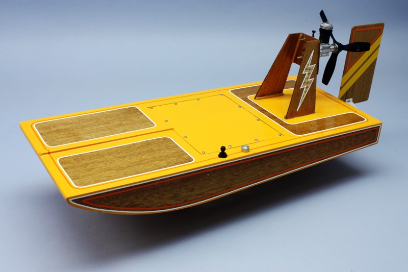 Dumas 18" Li'l Swamp Buggy AirBoat – The Hobby Warehouse Ltd